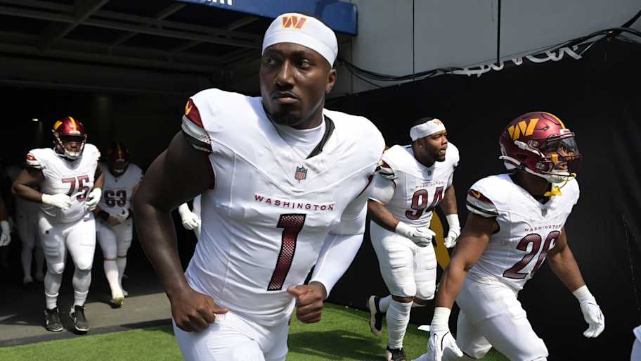 Deebo Samuel Belongs on Fantasy Football Benches in Week 11 And Beyond