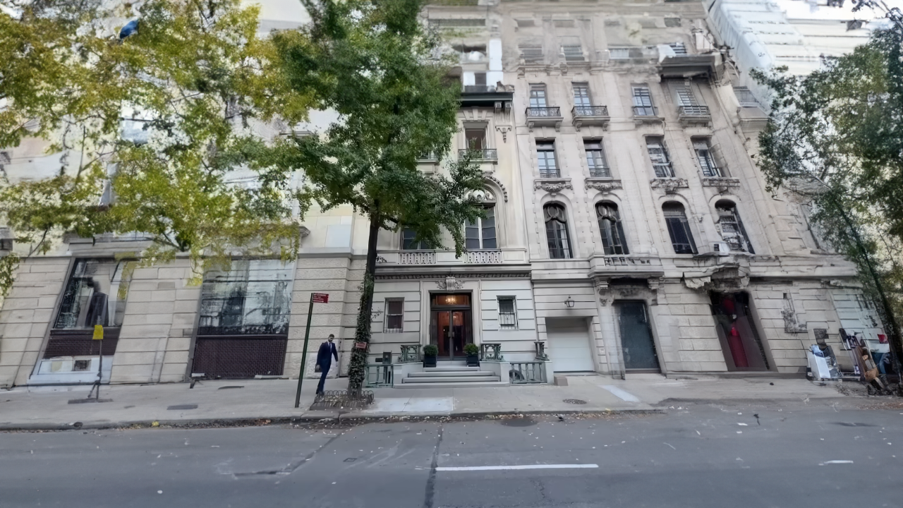 Touring a $65 Million Manhattan Mansion