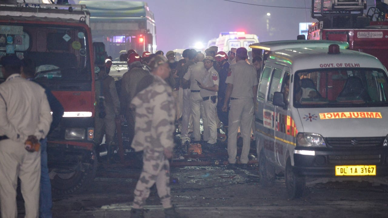 Car explosion near New Delhi's Red Fort kills at eight, injuring 20