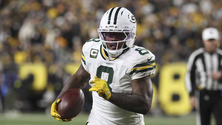 Best DraftKings Showdown Running Back Targets for MNF: Josh Jacobs vs ...