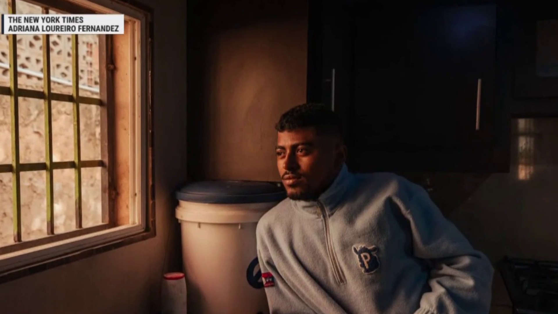 New York Times interviews 40 former inmates of CECOT prison