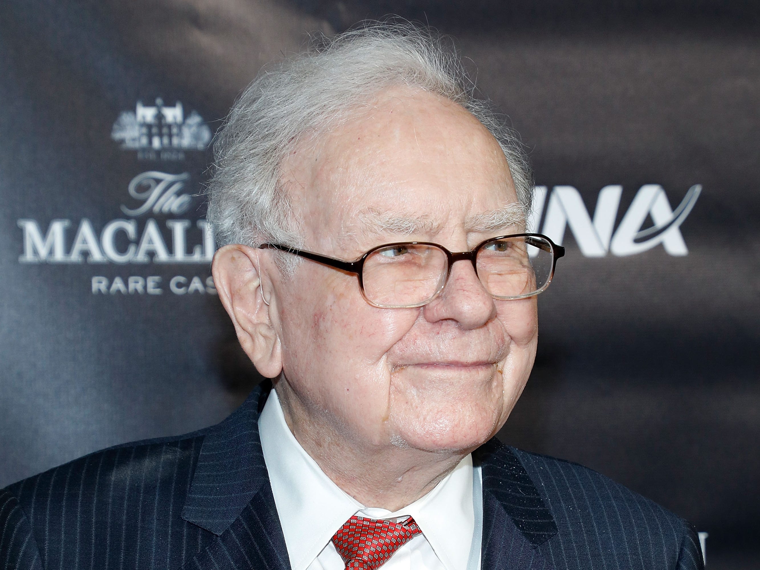Warren Buffett's life advice: 'Decide what you would like your obituary ...