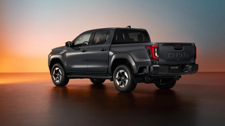 Toyota’s world’s first pickup doesn’t give up on this one controversial ...