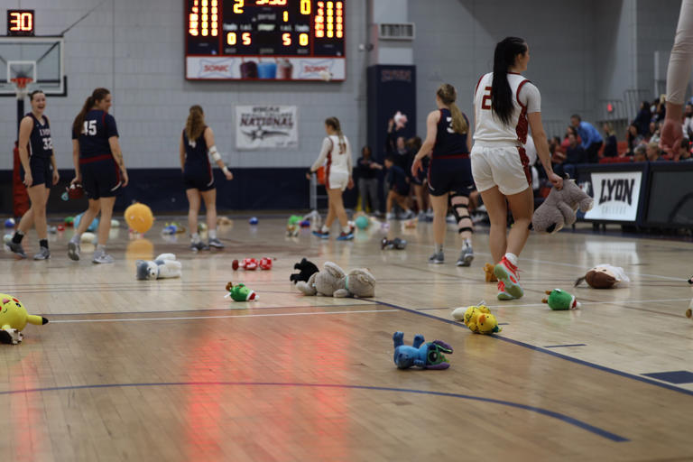 ‘Furry Frenzy Toy Toss’: Lyon College to host unique toy drive
