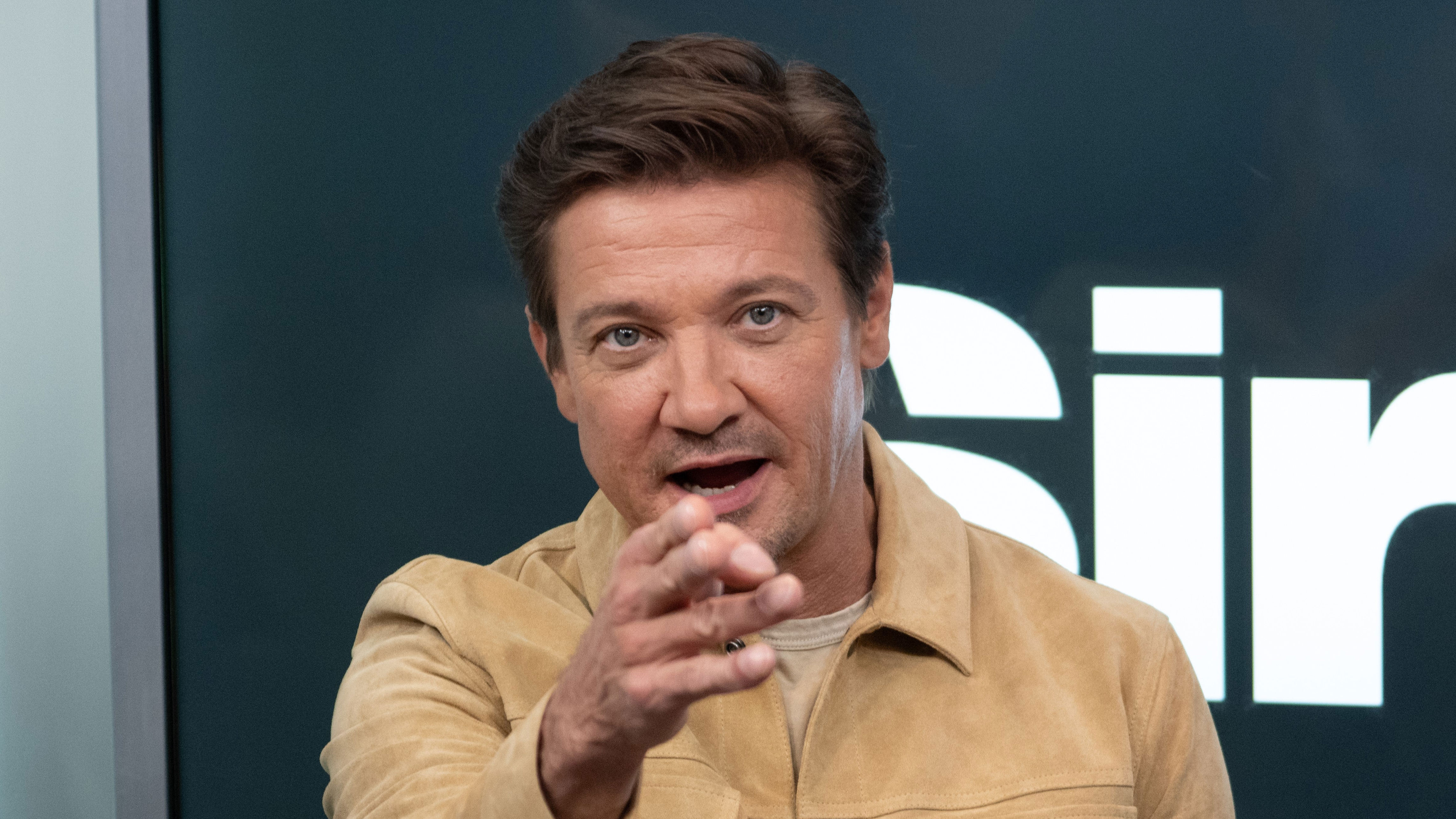 Hawkeye Star Jeremy Renner Denies Harassment Allegations As He Trades ...