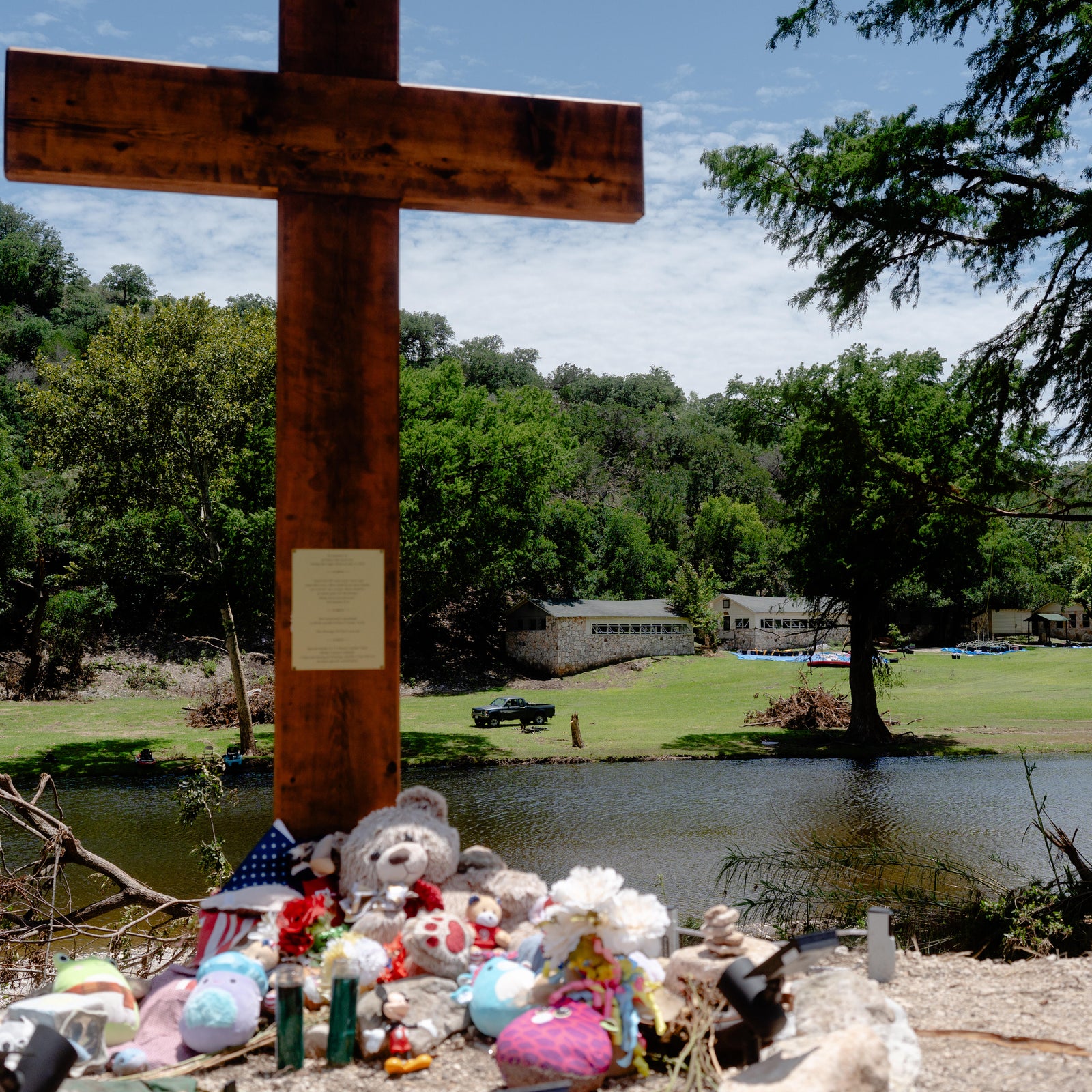 Texas flood disaster 911 calls released: "Some callers did not survive"