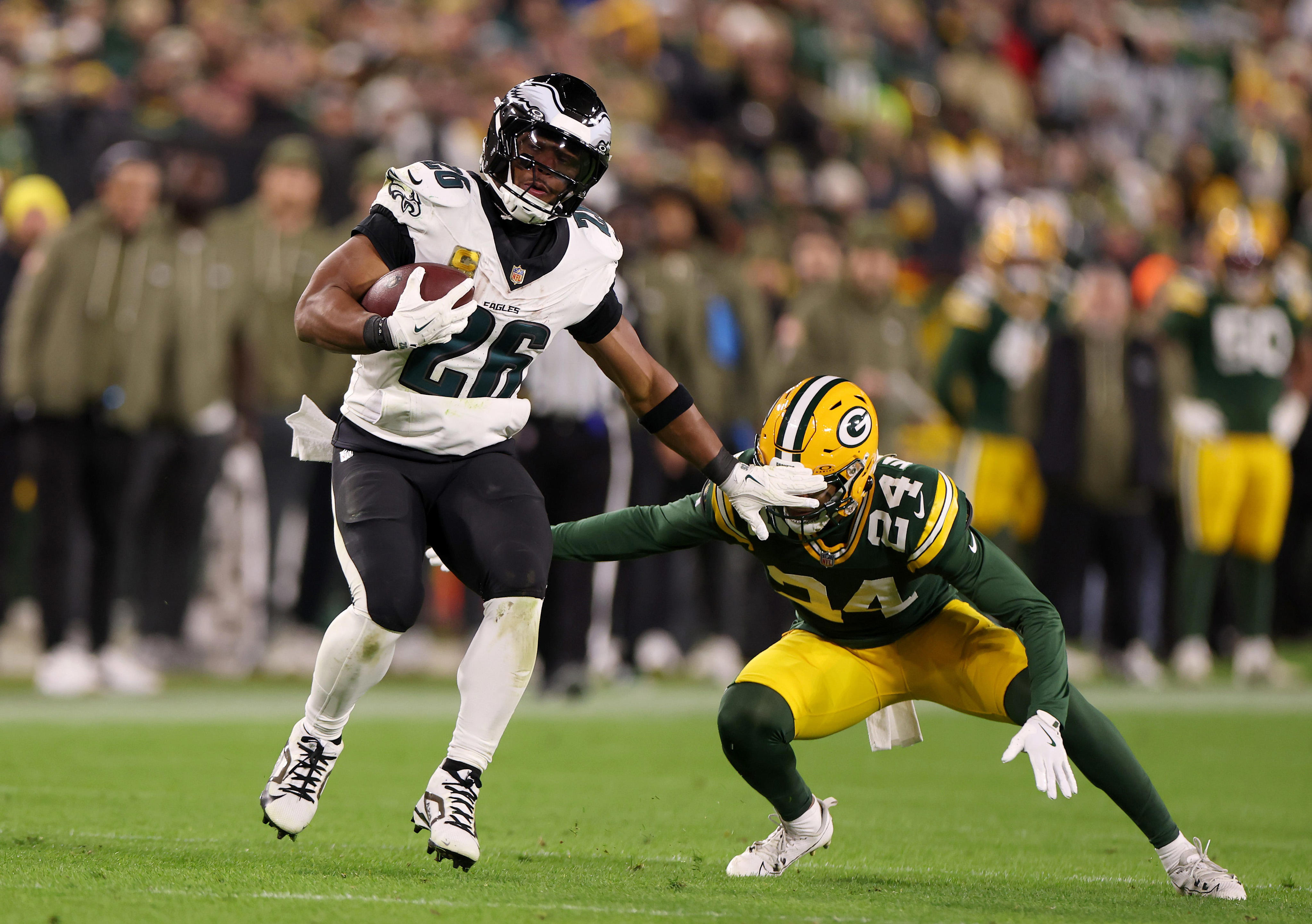 Saquon Barkley's video game spin keys Eagles touchdown drive. Does it ...