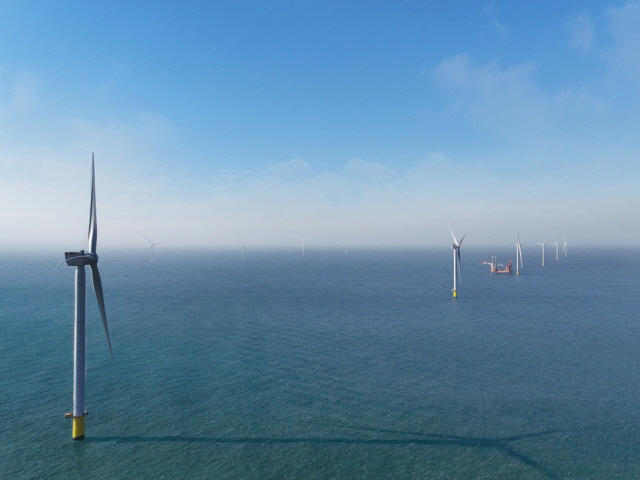 2035 NDC 53~61% 확정…정부, 태양광 등 녹색전환 전략수립