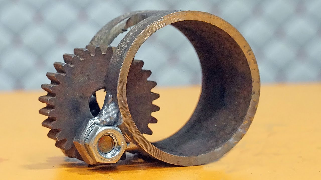Top 4 genius inventions and crafts from high-level handyman