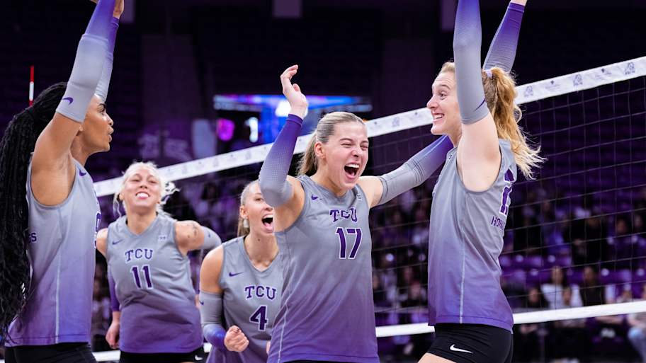 TCU Volleyball Gets Back on Track After Back-to-Back Wins