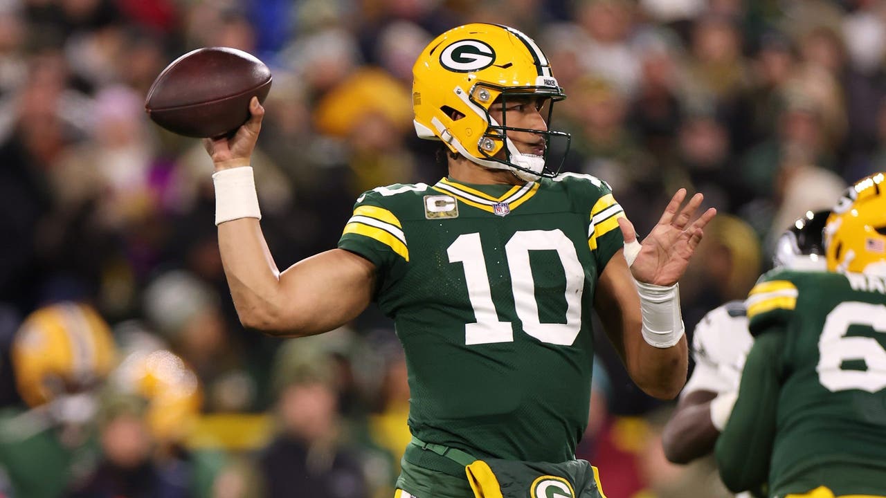 Packers lose to Eagles, Smith's TD catch helps Philadelphia