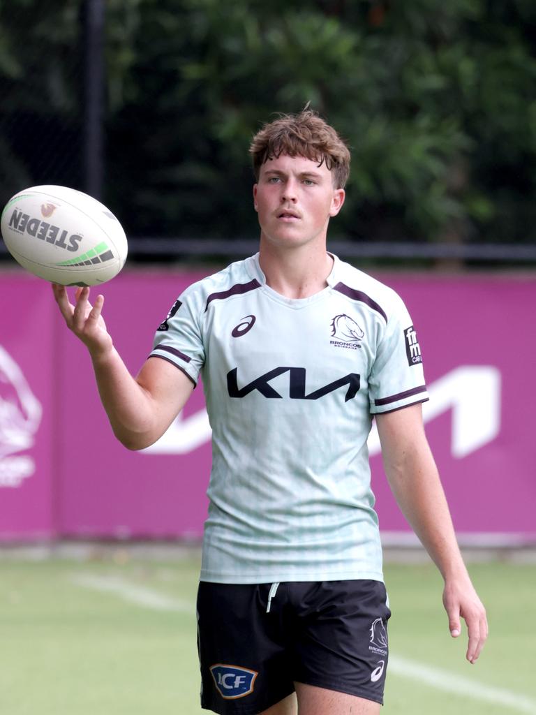 Teen prodigy quits Broncos in big blow
