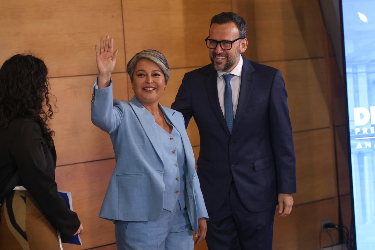 Minuto a Minuto| Debate presidencial Anatel: candidatos se enfrentan ...