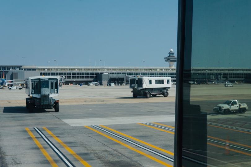 Major Dulles Airport incident as '17 passengers' injured in mobile ...