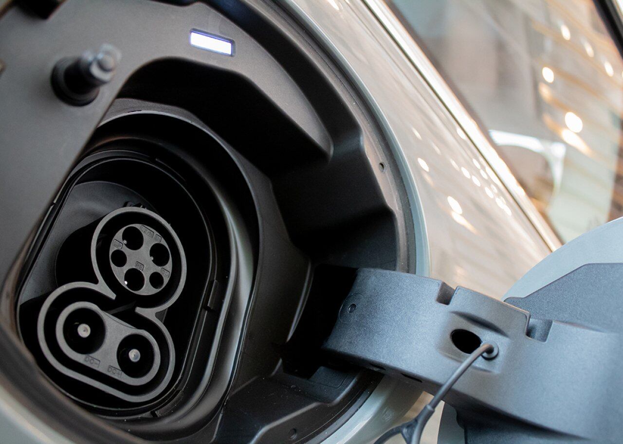 OUC accelerates EV infrastructure: 40 new fast chargers coming to Orlando