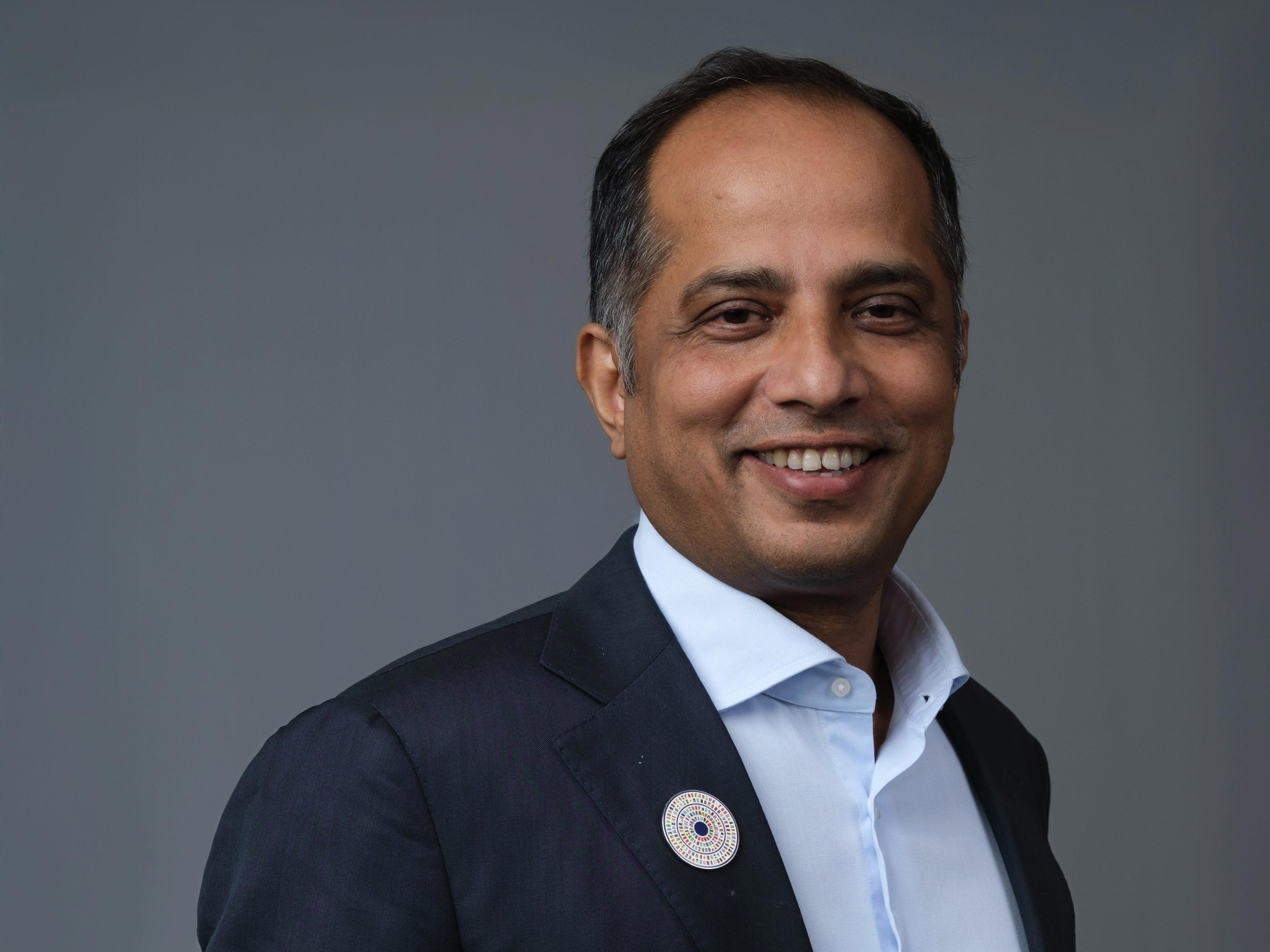 How AI will affect jobs at banks' front, middle, and back offices ...