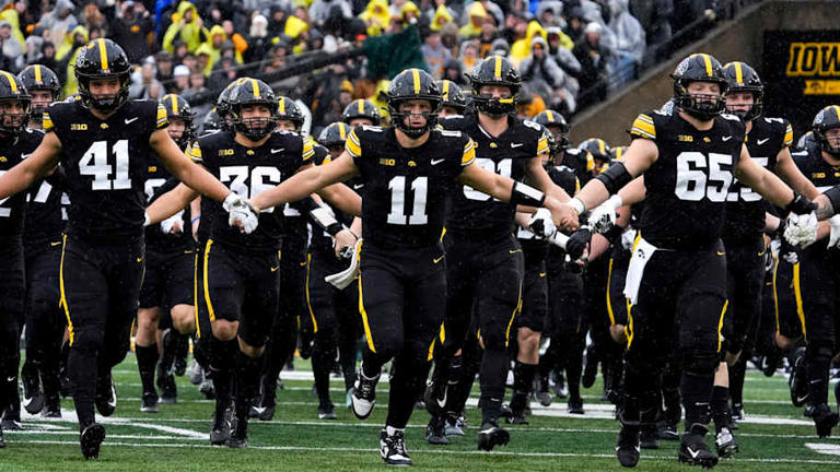 Big Ten Power Rankings Shuffle As College Football Playoff Approaches