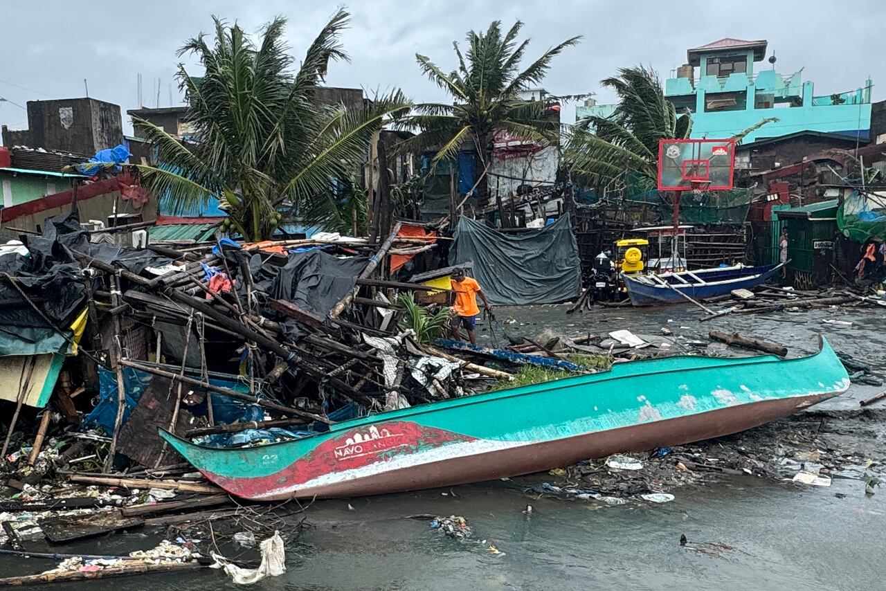 Toronto groups race to raise funds for typhoon-ravaged Philippines