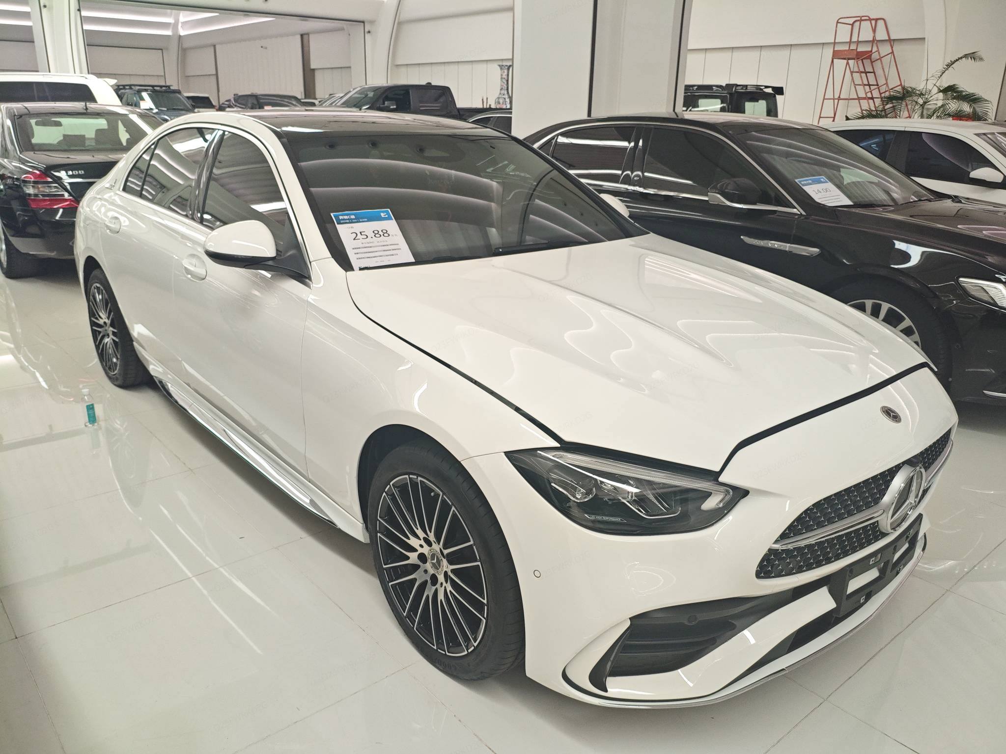 奔驰 奔驰C级 2024款 C 260 L 运动版实拍图