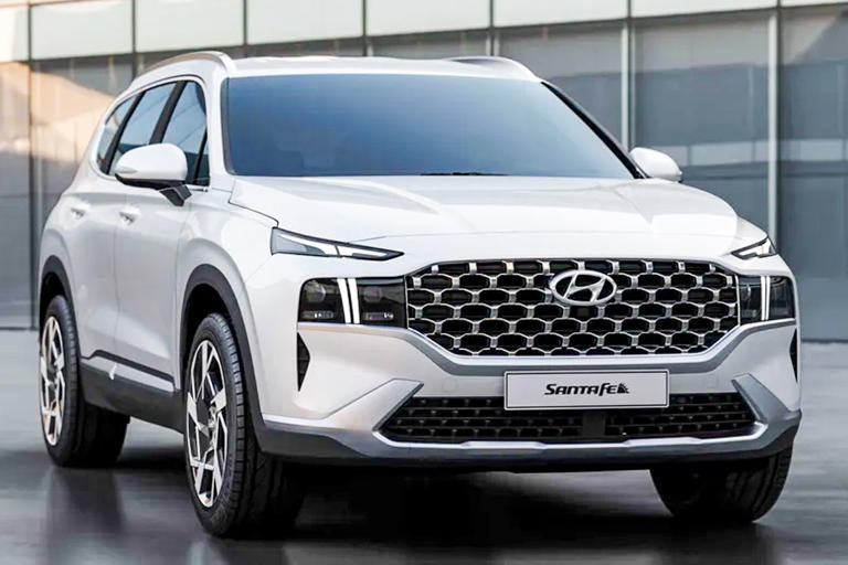 Why Modern Cars All Look Angry—And the Real Culprit Is the Headlights