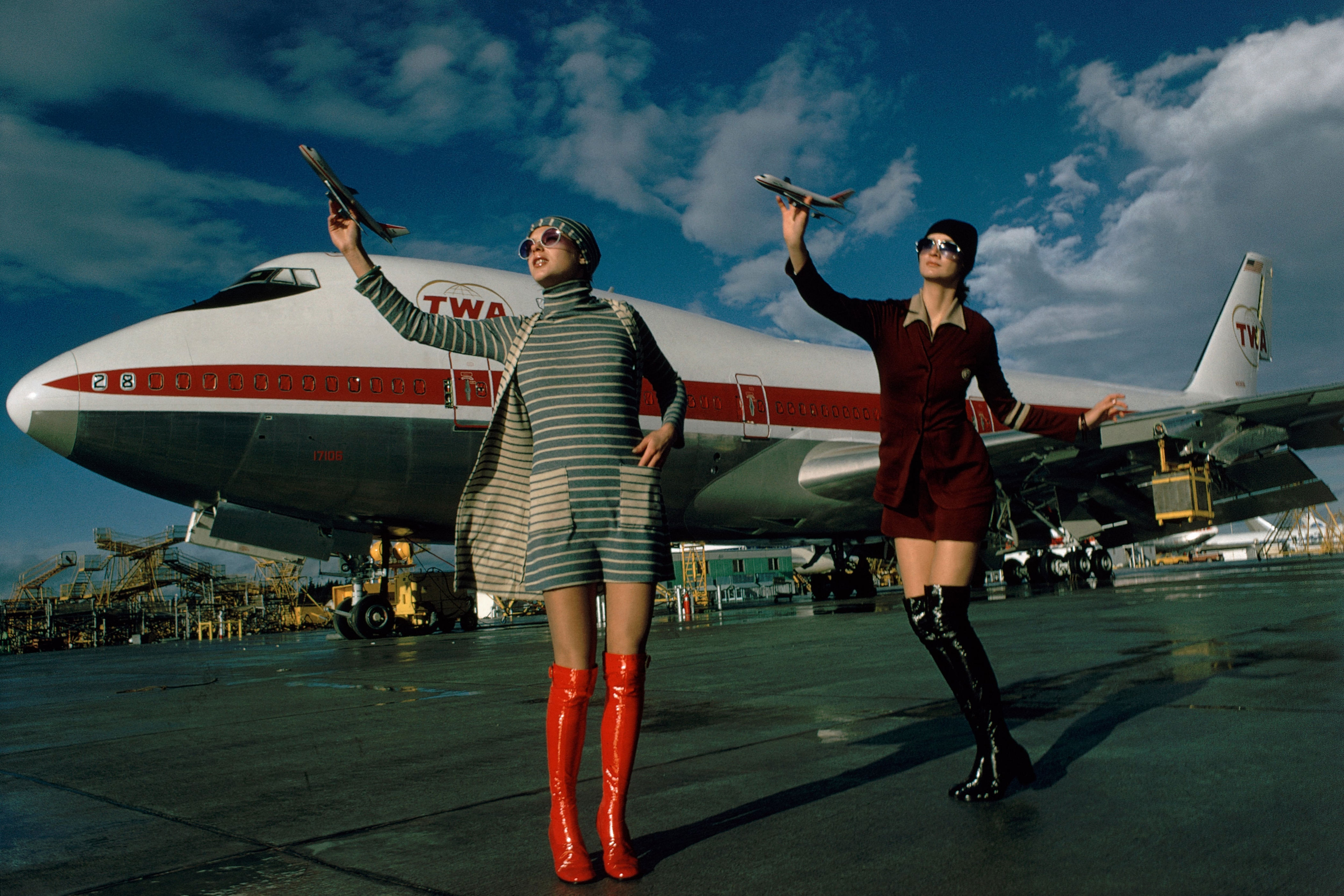 Breve historia de la ‘go-go boot’: vuelven las botas segunda piel ...