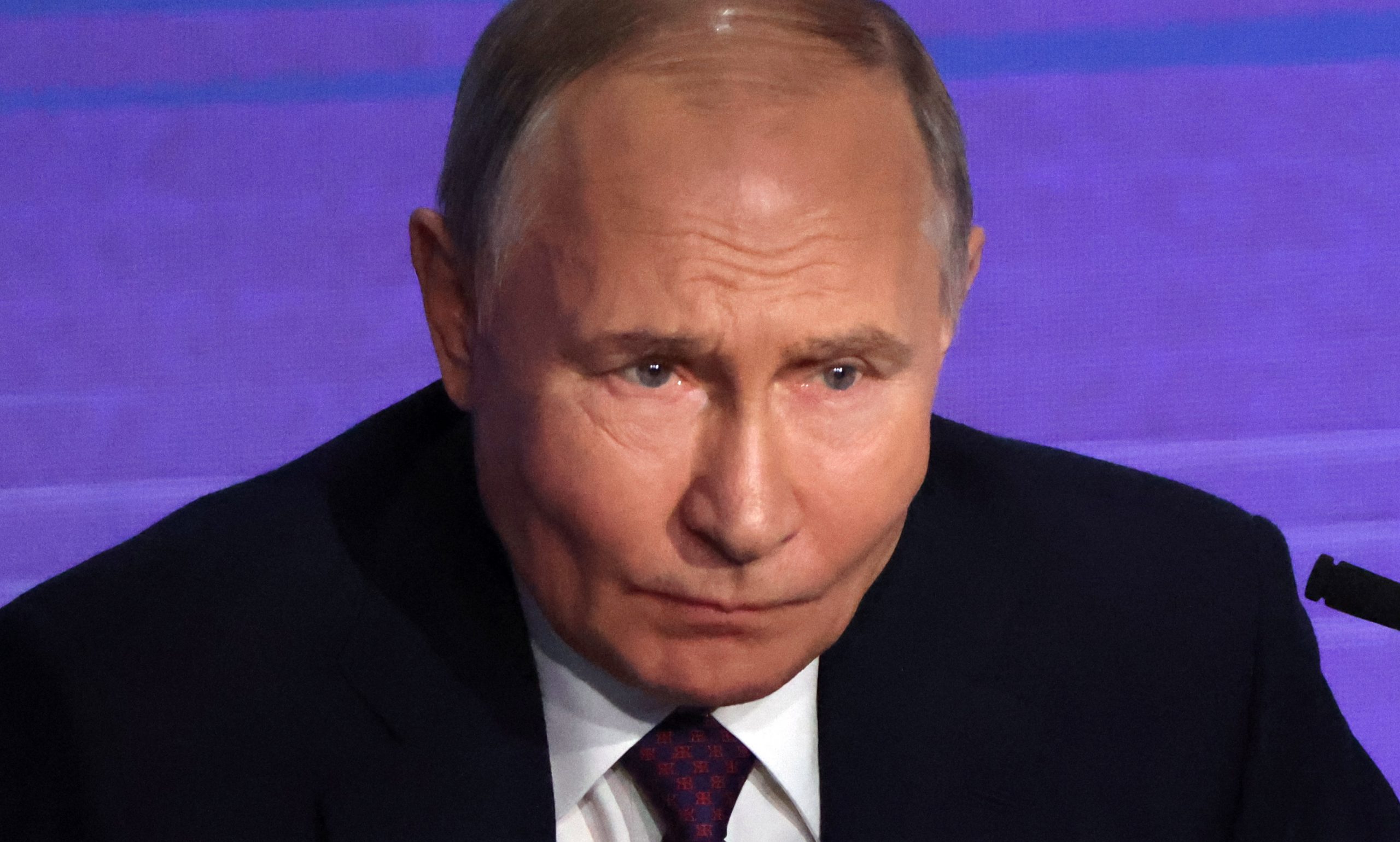 New economic troubles hit Russia’s war-weary economy