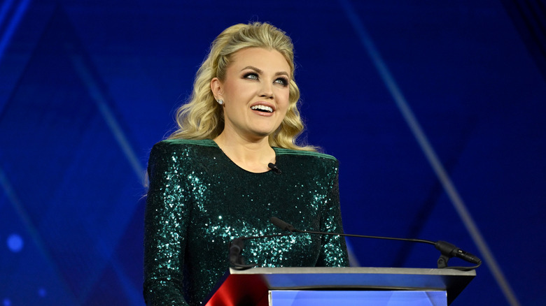 Erika Kirk Switches Up Her Signature Look In Oval Office Visit That Has ...