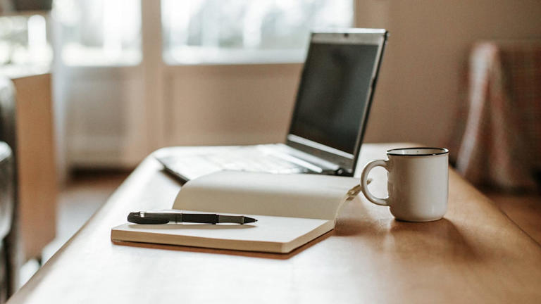 So begrüßen Sie richtig in E-Mails - Schluss mit „Sehr geehrte Damen ...