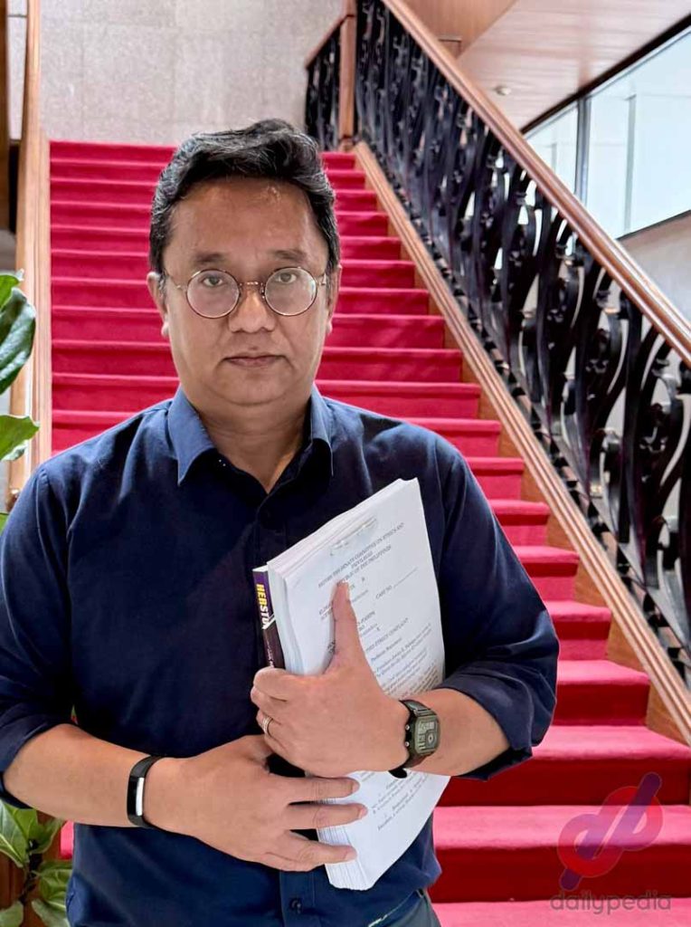 Lawyer calls out Sen. JV Ejercito over delayed action on Ethics ...