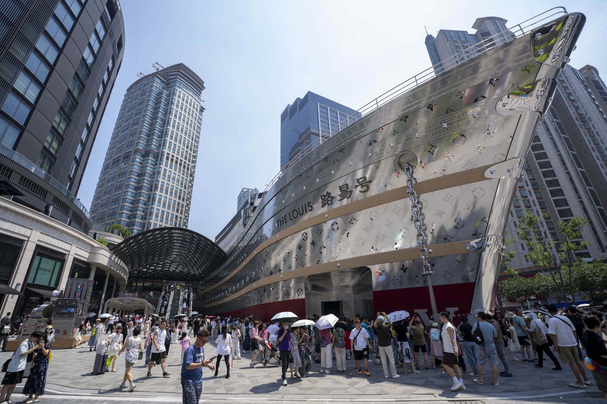 LVMH Nears China Store Openings as Luxury Demand Rebounds