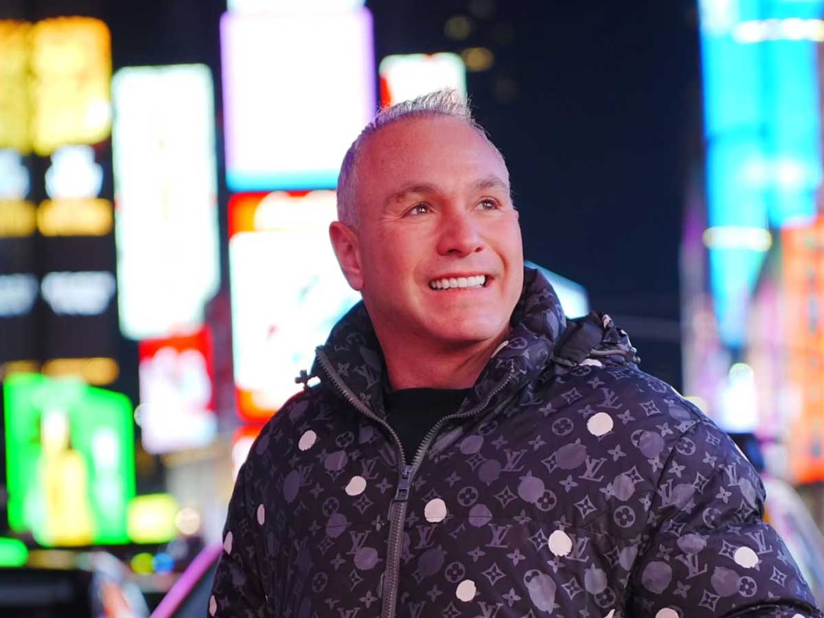 El mexicano Alejandro Gou celebra su segundo estreno en Broadway como ...
