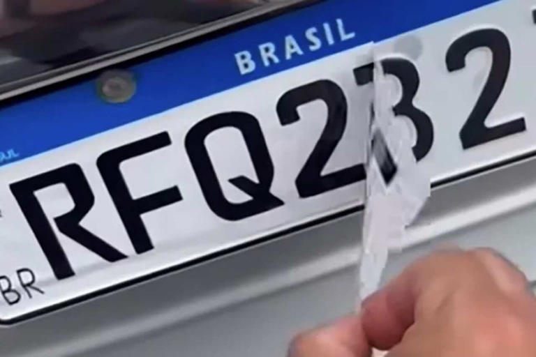 Sticker trick on license plate being used to avoid fines in Brazil