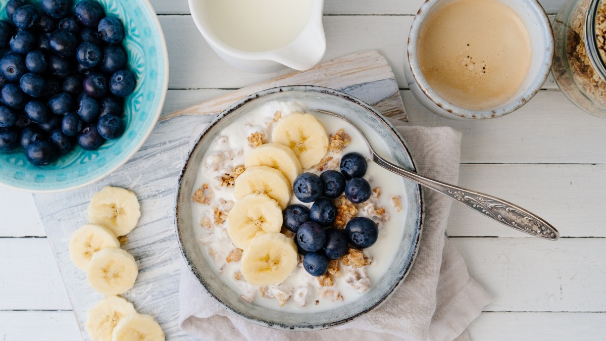 What a Dietitian Really Eats in a Day To Beat Menopause Weight Gain