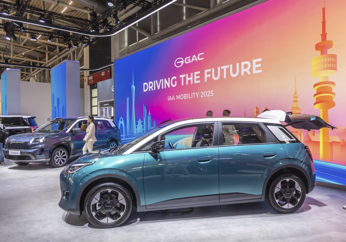 E-Auto-Revolution aus China: 5.500 Euro, 99 Sekunden Ladezeit – und ...