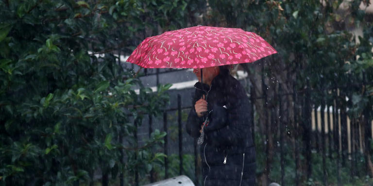 Καιρός: Επιστρέφουν σήμερα οι βροχές και καταιγίδες -Κακοκαιρία με ...