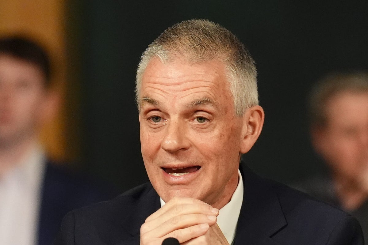 Ed Davey calls for Robbie Gibb to be ousted from BBC board