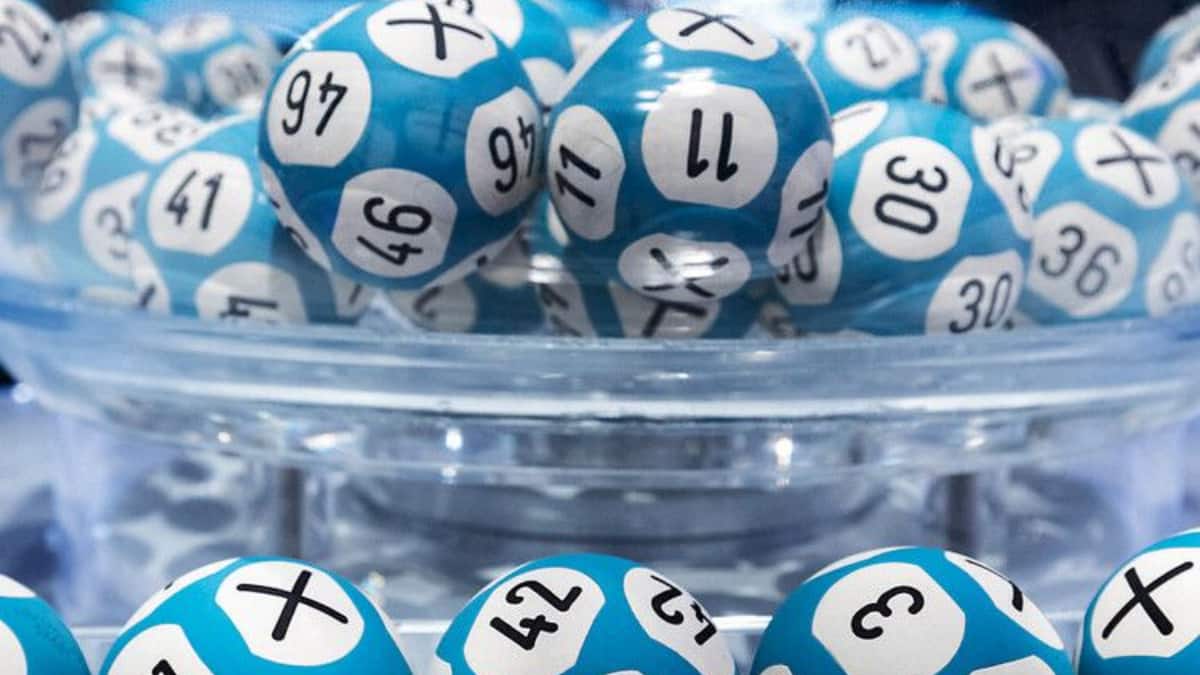 LIVE | Kerala Lottery Result Today (11.11.2025): STHREE SAKTHI SS-493 ...