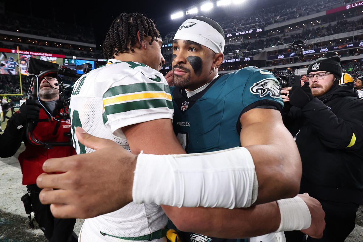 NFL Reacts to Postgame Handshake Between Jalen Hurts, Jordan Love