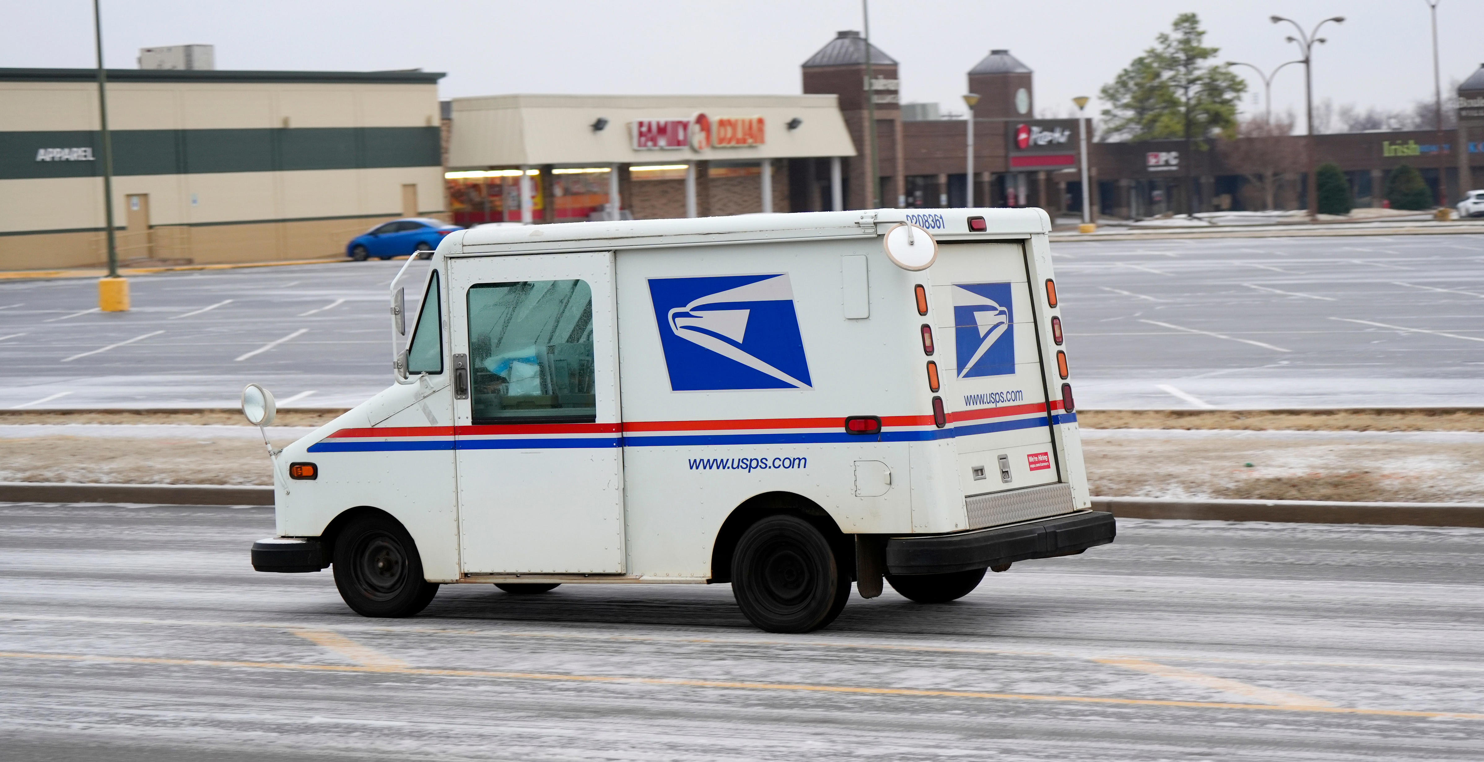 Want your gifts to arrive by Christmas? How late you can send them via ...