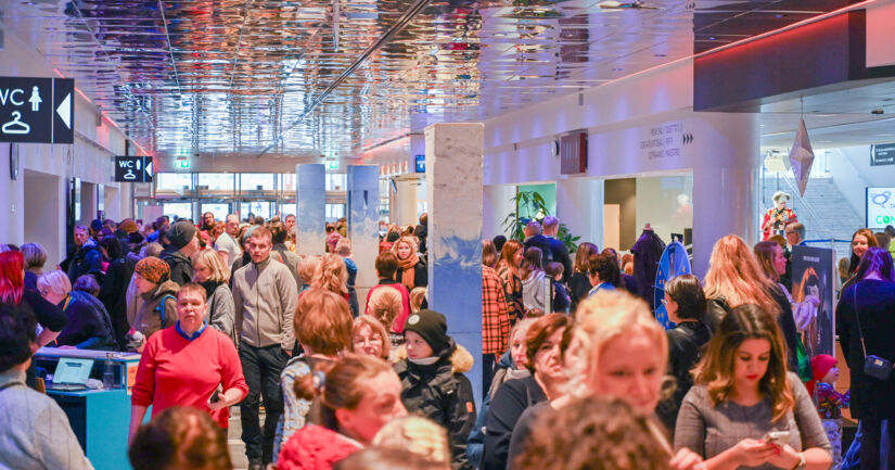 Tampereen Kirjafestarit täydensi ohjelmistoaan – mukana Sanna Marin ...