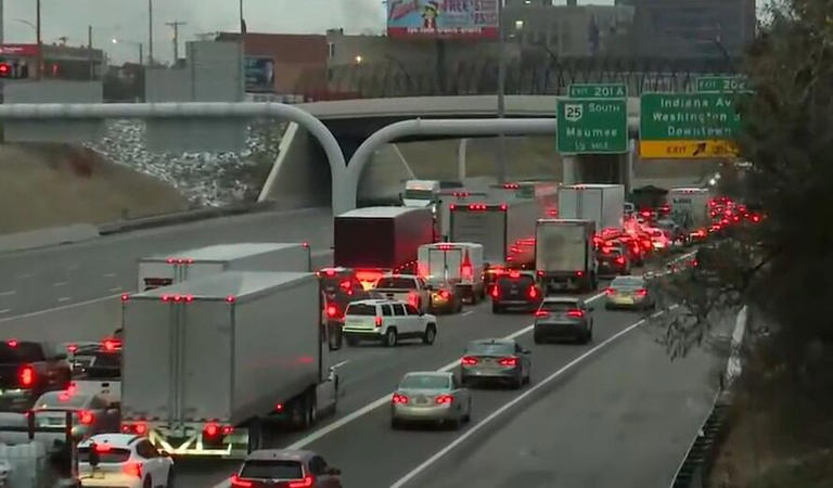 I-75 southbound re-opens after icy conditions close interstate near ...