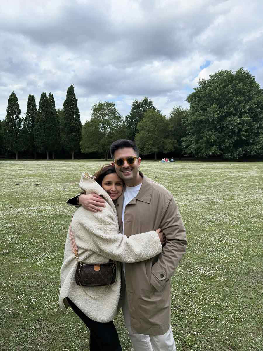 Parineeti Chopra Pens an Emotional Birthday Note for Husband Raghav Chadha