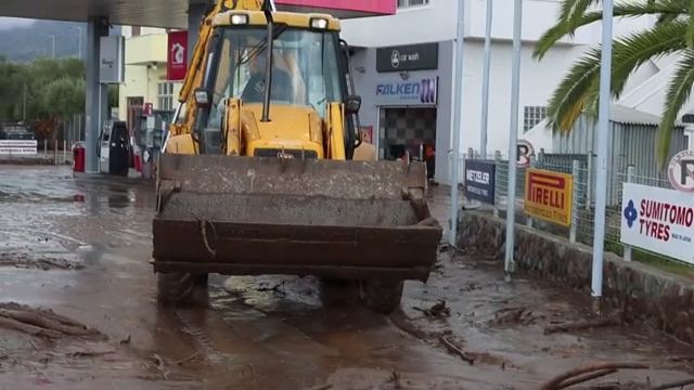 Σοβαρά προβήματα απο τις πλημμυρες στην Καλλονή και Σκάλα Καλλονής Λέσβου