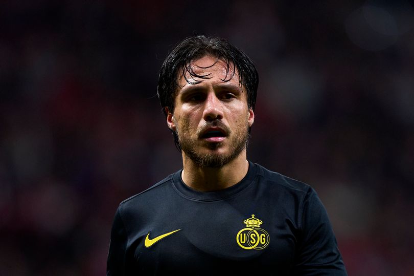 Chelsea star replaced by Liverpool player's brother after national team ...