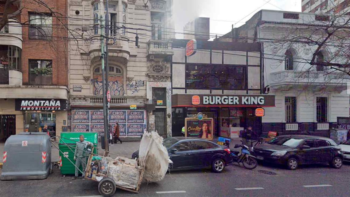 El Gobierno le quitó a las Madres de Plaza de Mayo un edificio cedido ...