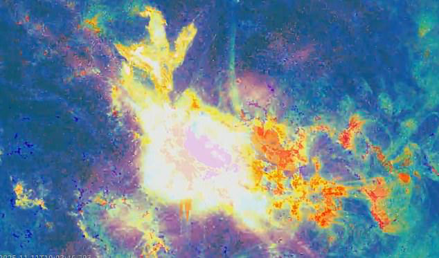 Earth blasted by largest solar flare of 2025 triggering potential ...