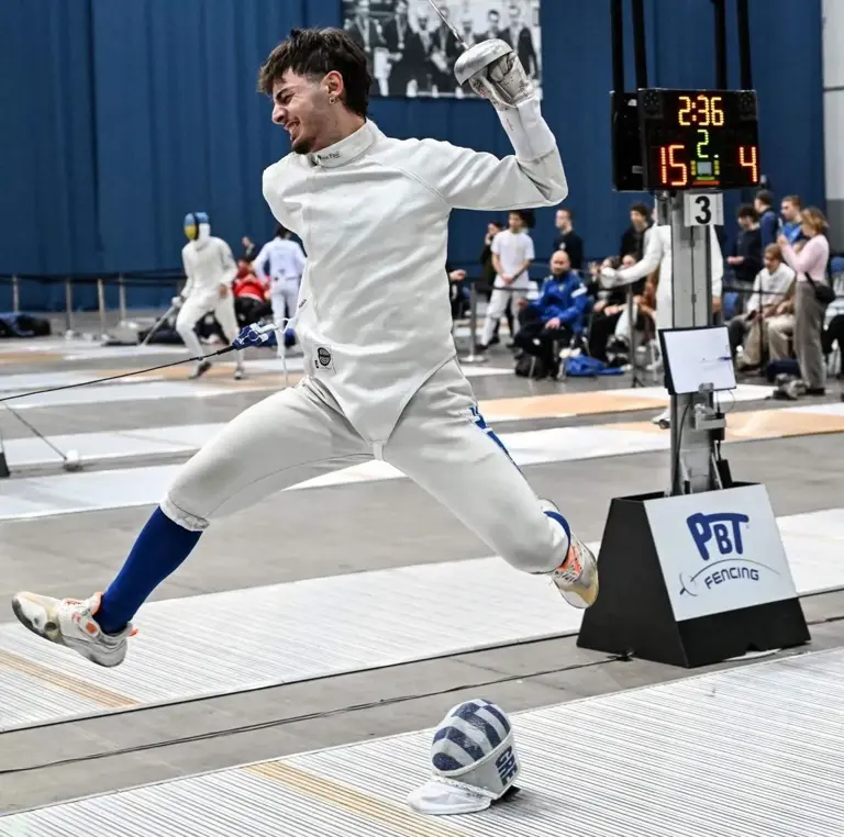 Φώτης Μήνος: Ο 16χρονος ξιφομάχος που έκανε την Ελλάδα περήφανη στο ...