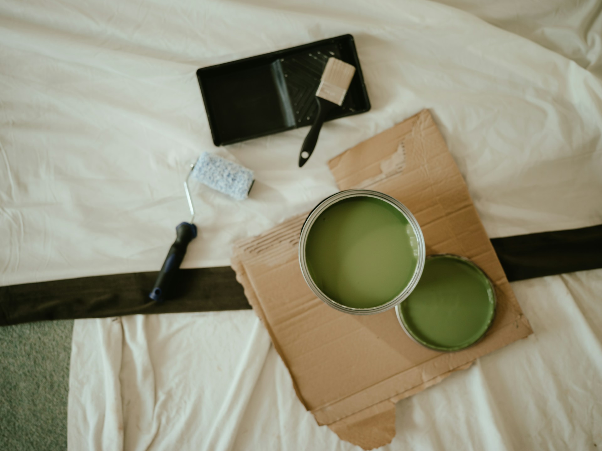 Avoid These Painting Mishaps That Make Rooms Look Smaller