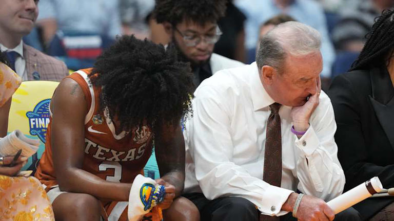 Texas Longhorns Win Big Again, But Vic Schaefer Has Unexpected Message