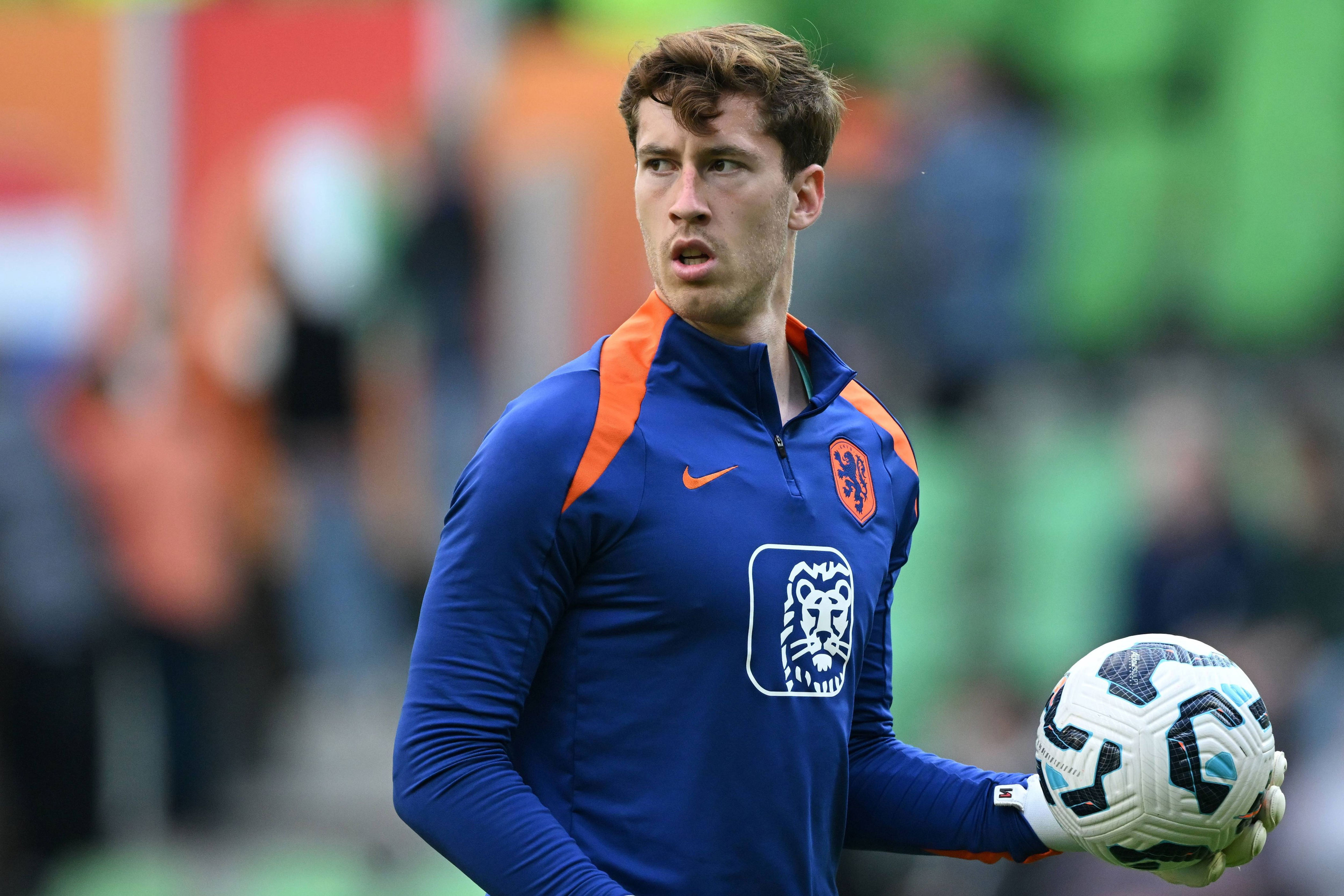 De stormachtige maanden van Oranje-doelman Robin Roefs: ‘Ik was nooit ...